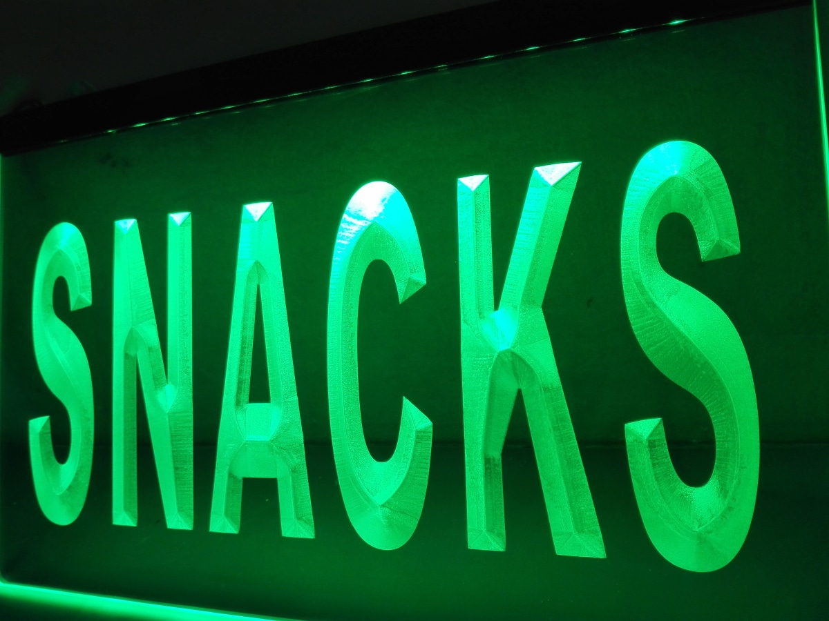 Snacks lighted sign Business grocery shop LED display - Light Signs Cave